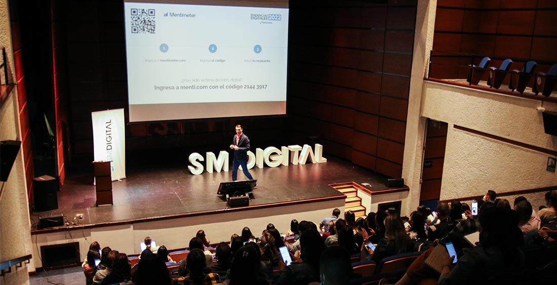 De los mensajes de texto a la revolución digital, así han sido nuestros 20 años de historia | SM ...